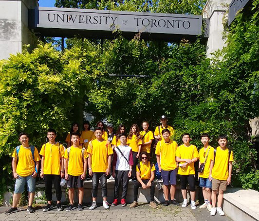 加拿大菲尔斯顿学校Fieldstone School